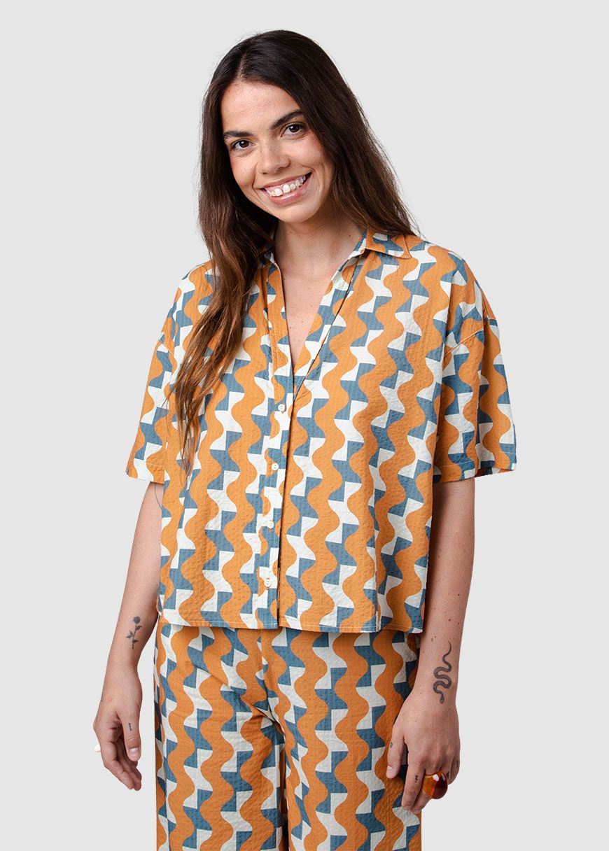 Brava Big Tiles Oversize Cropped Blouse bei greenality